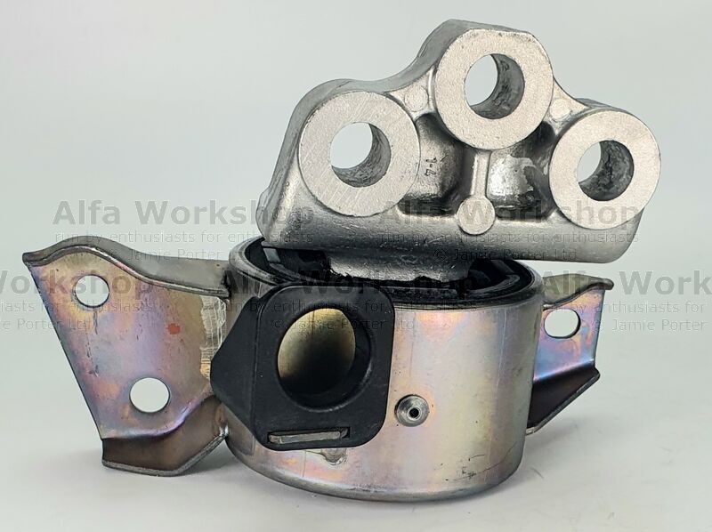 Alfa Romeo Engine mount